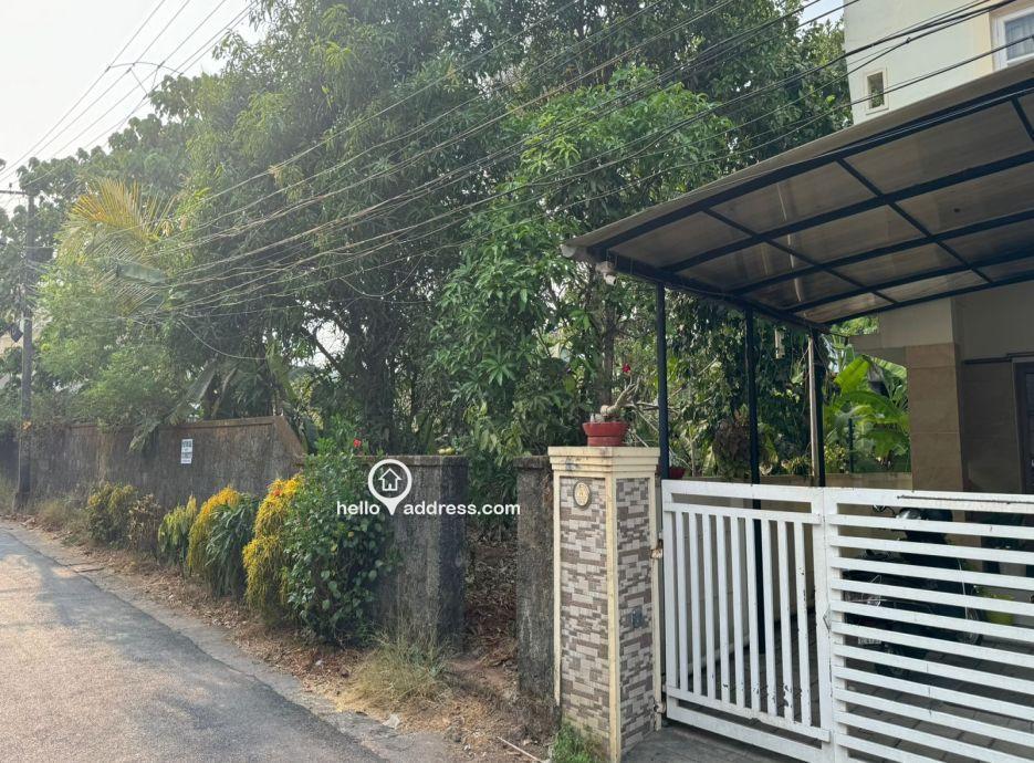 Plots for sale in Edappally Kochi - 30+ Residential Land | Helloaddress